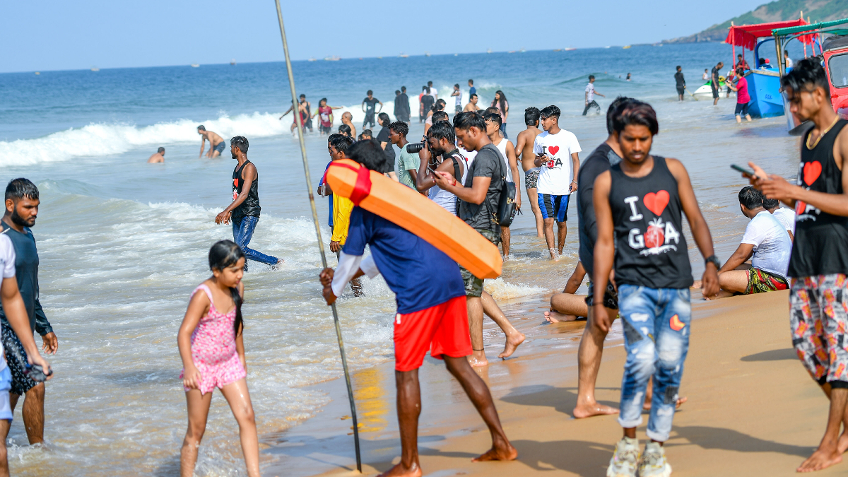 9 Russians among 14 persons rescued on Goa's beaches